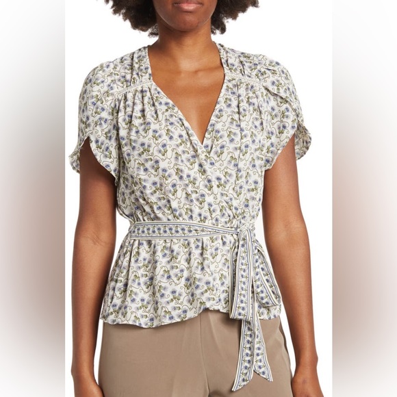 Max Studio | Tops | Max Studio Blouse M | Poshmark